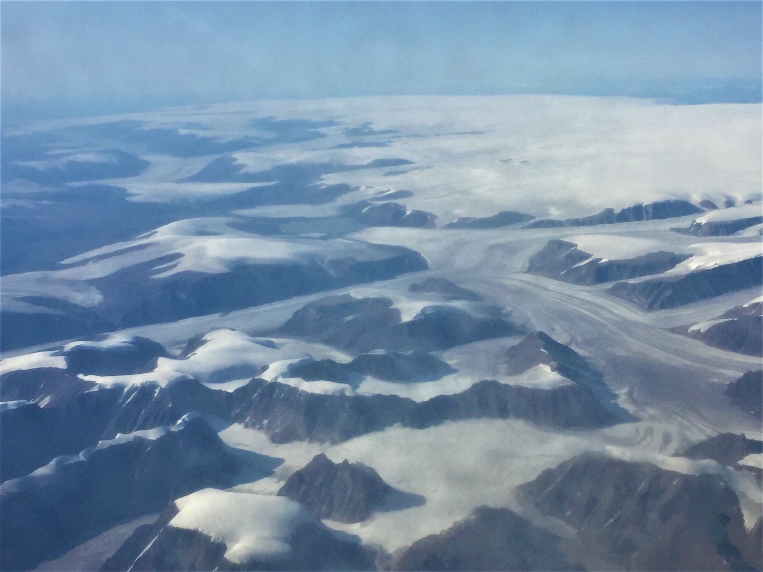 The Life Cycle of an Iceberg: From Glacier to the Ocean